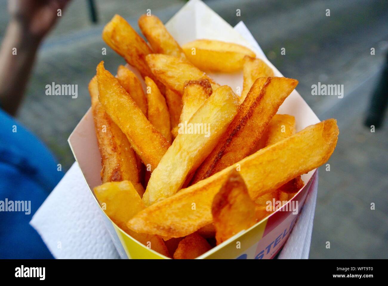 Fries container hi-res stock photography and images - Alamy