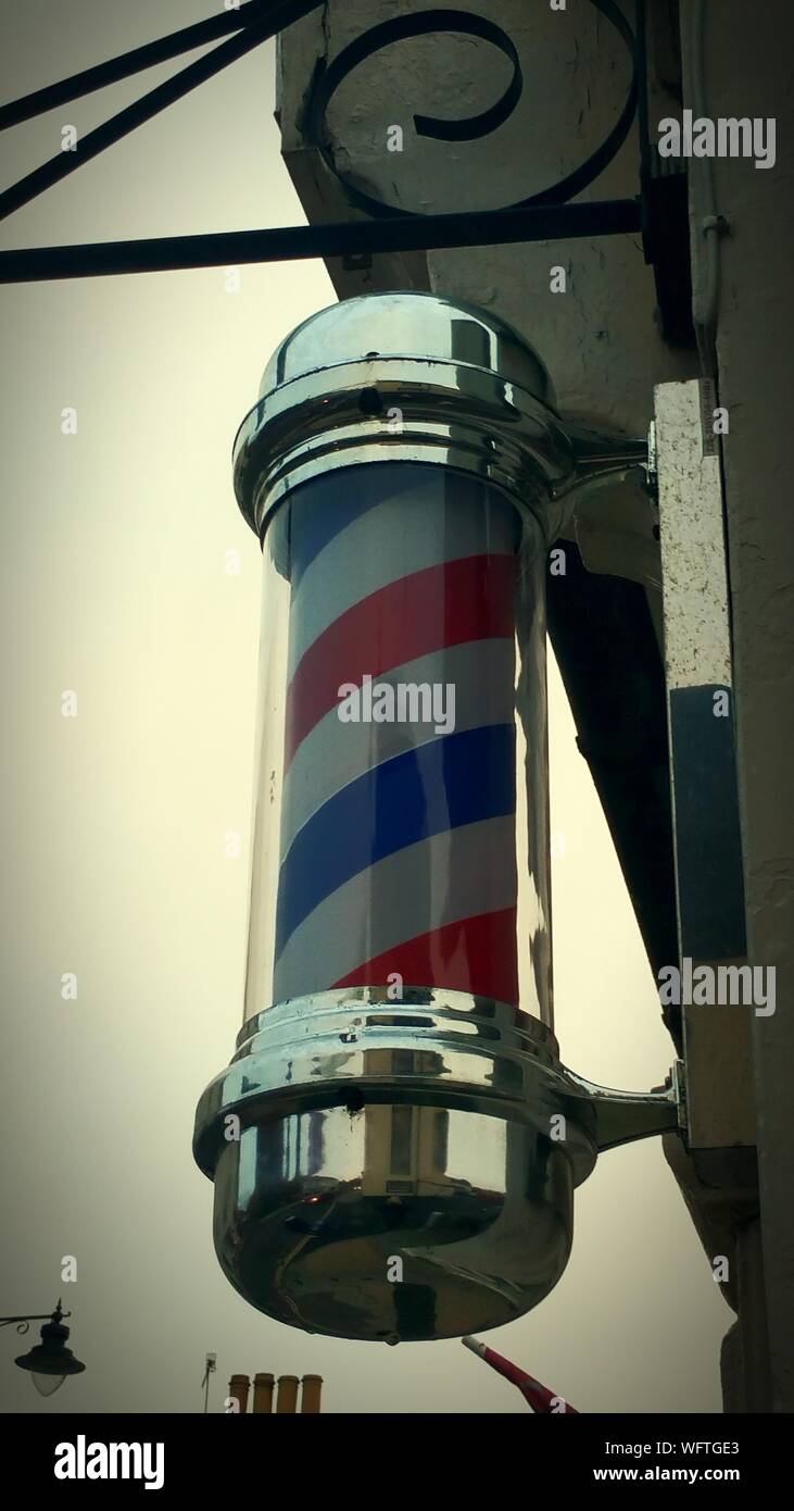 Striped barber pole hi-res stock photography and images - Alamy