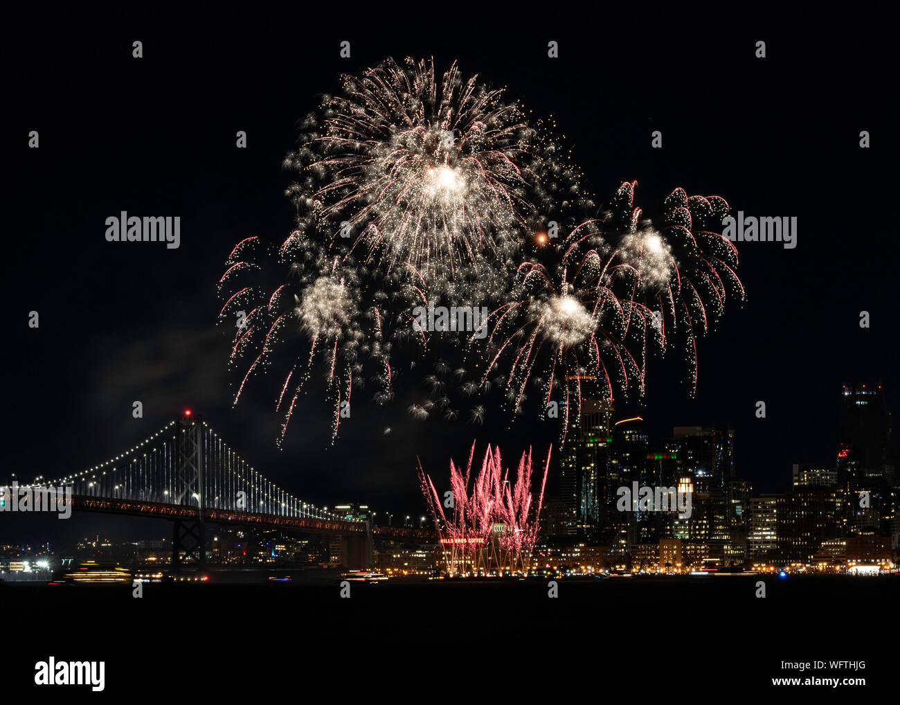 Fourth of july fireworks san francisco hi-res stock photography and ...
