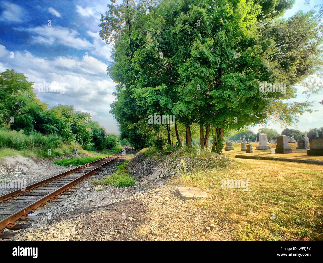 Railroad cemetery hi-res stock photography and images - Alamy