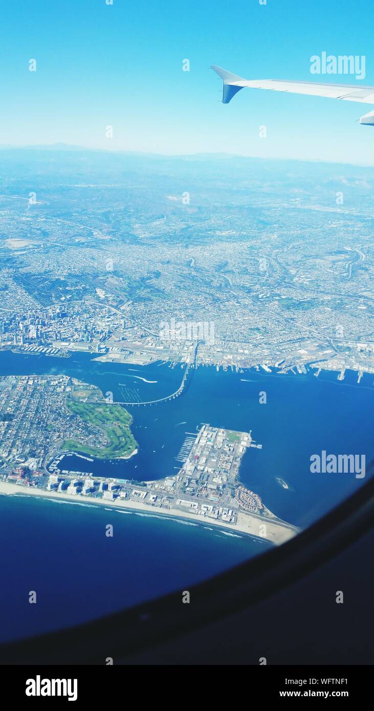Floating weather map hi-res stock photography and images - Alamy