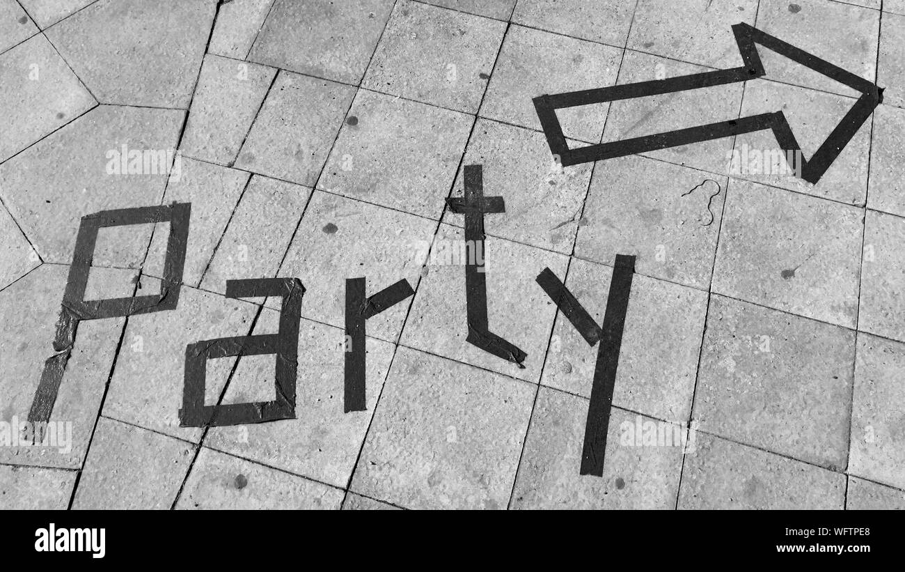 Arrow party hi-res stock photography and images - Alamy