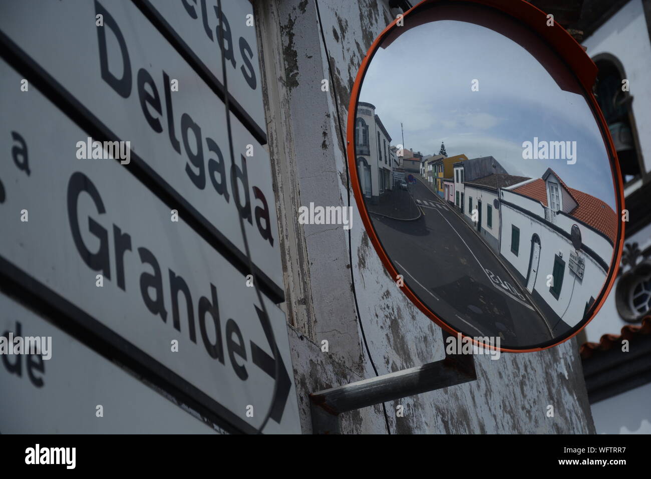 Traffic mirror hi-res stock photography and images - Alamy