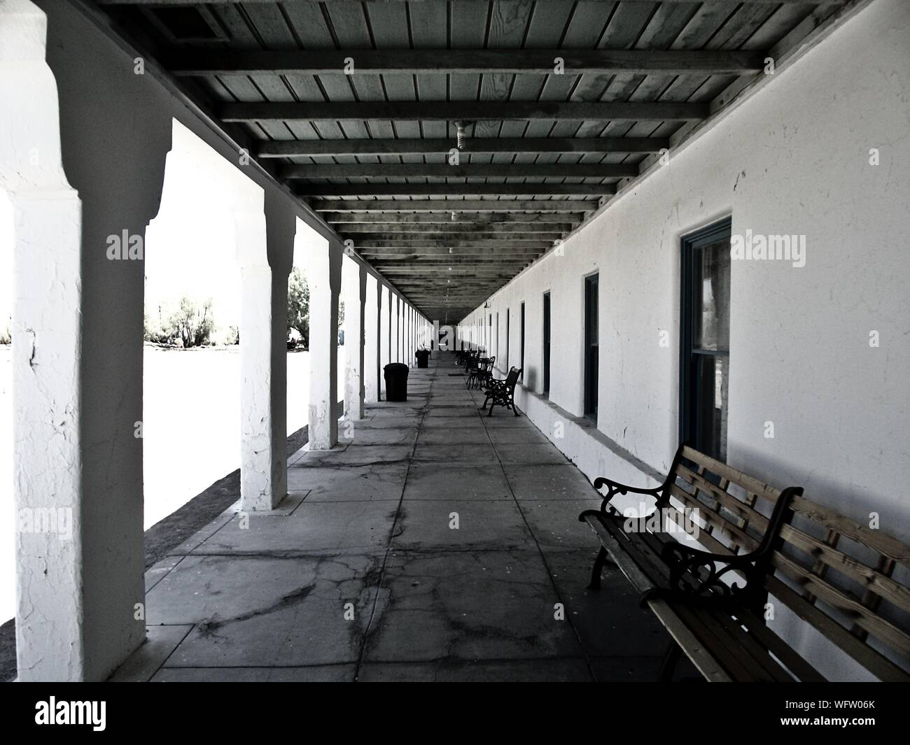 Corridor seat bench benches hi-res stock photography and images - Alamy