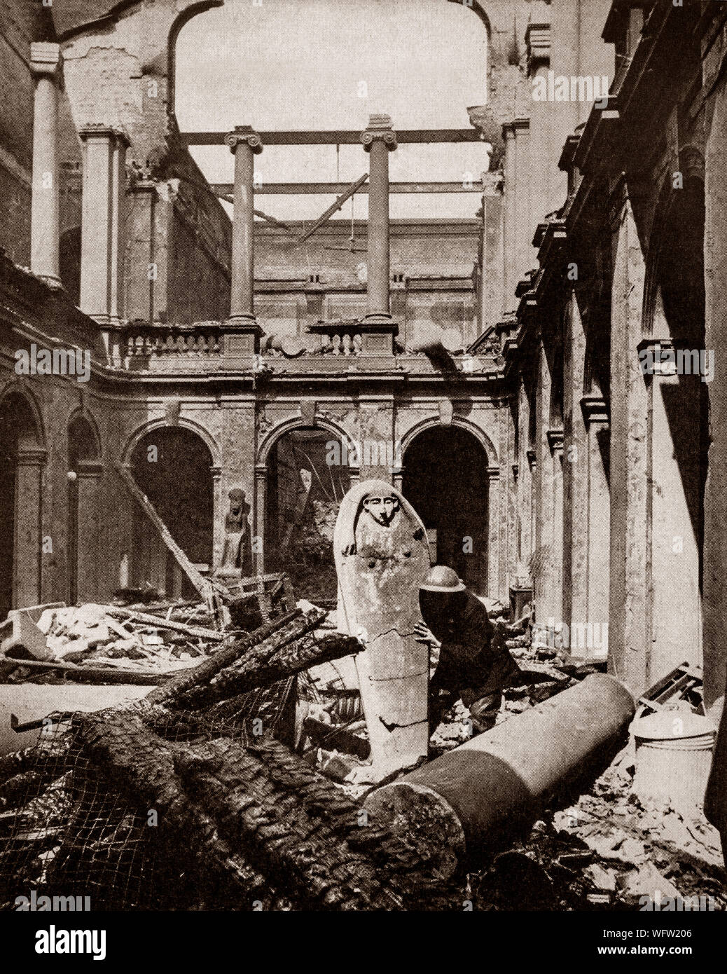 Liverpool museum blitz hi-res stock photography and images - Alamy
