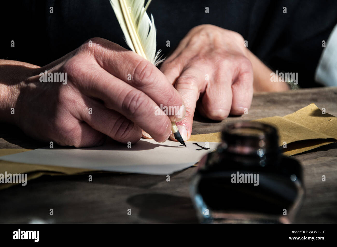 Hand writing hi-res stock photography and images - Alamy