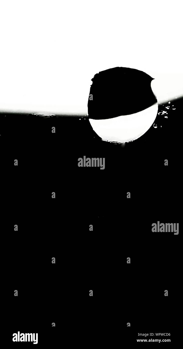 Black and white abstract pattern hi-res stock photography and images ...