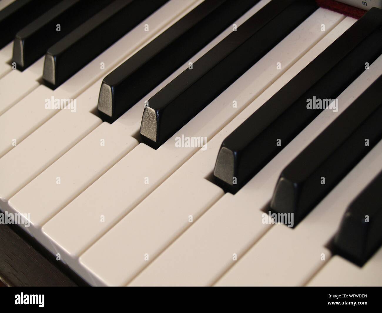 Piano side view with keys hi-res stock photography and images - Alamy