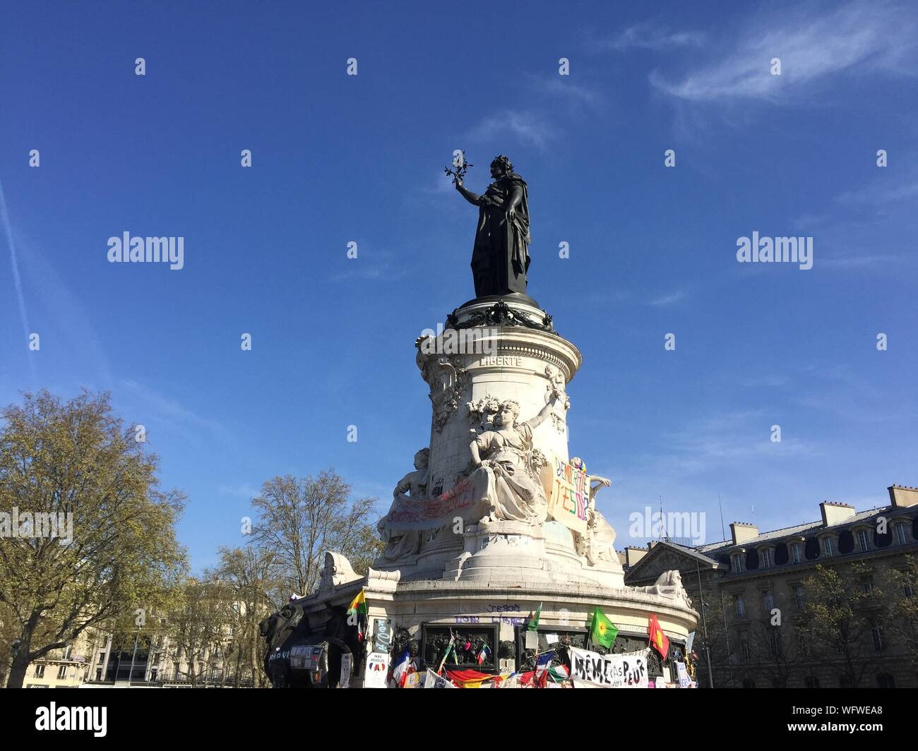 Statue De La Republique Place Republique High Resolution Stock Photography and Images - Alamy