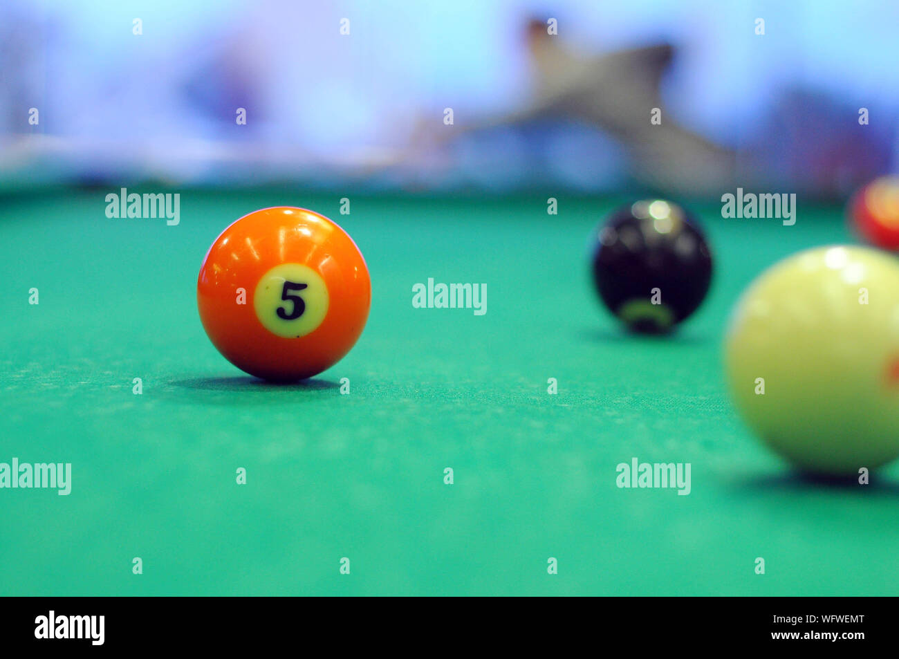 Orange pool ball hi-res stock photography and images - Alamy