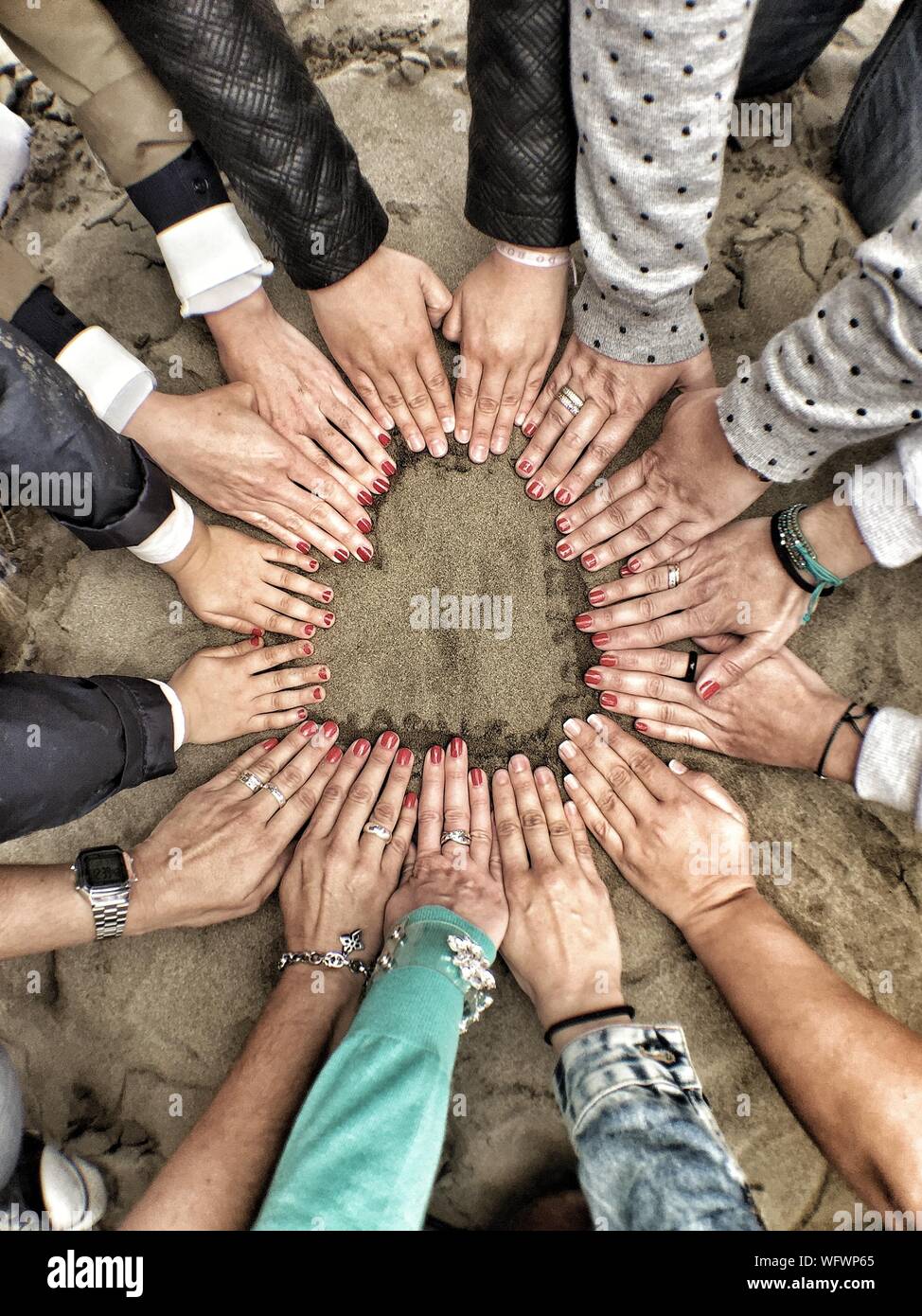 Group people heart shape hi-res stock photography and images - Alamy