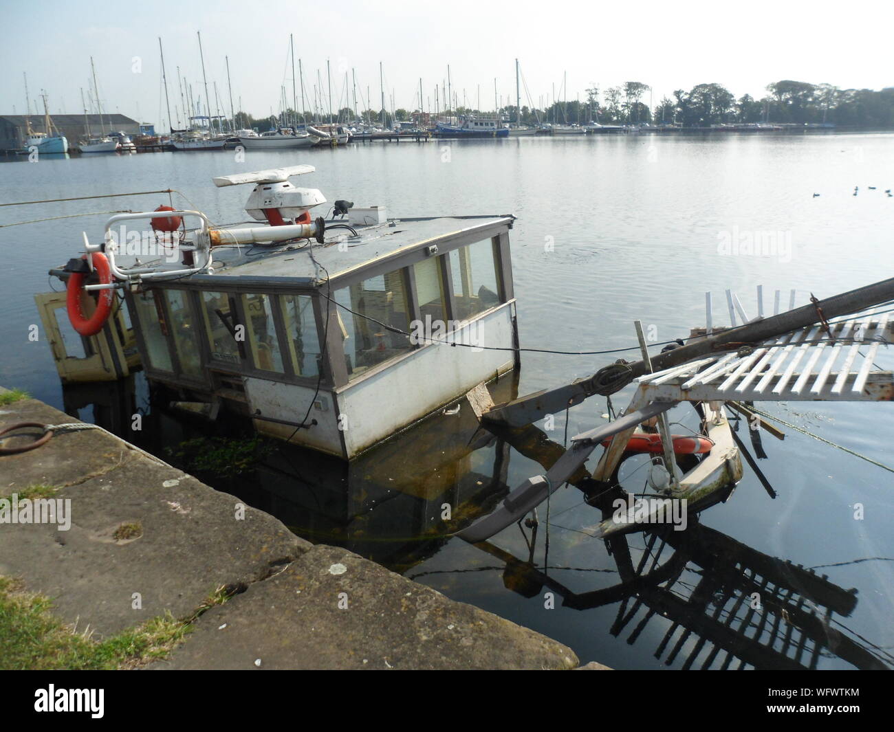 Run down fishing boat hi-res stock photography and images - Alamy