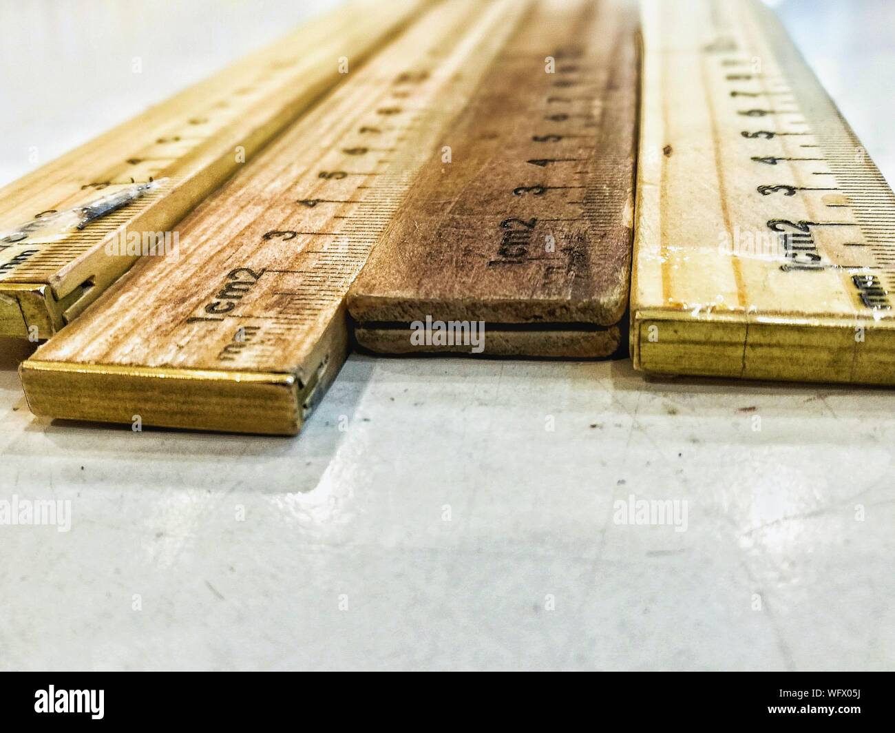 Rulers hi-res stock photography and images - Alamy