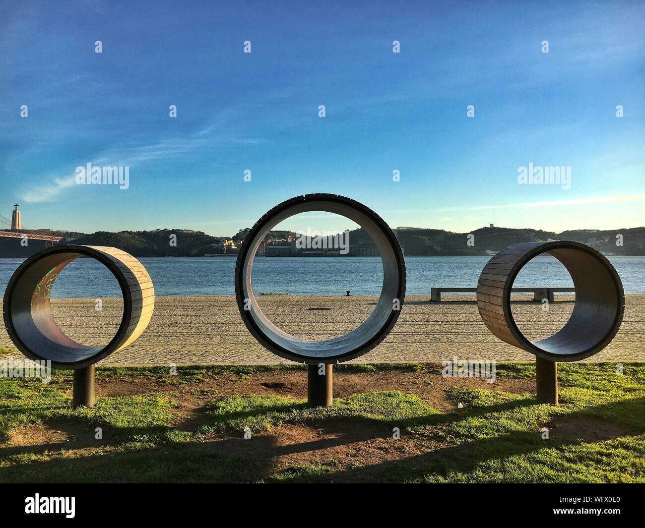 Circle structures hi-res stock photography and images - Alamy