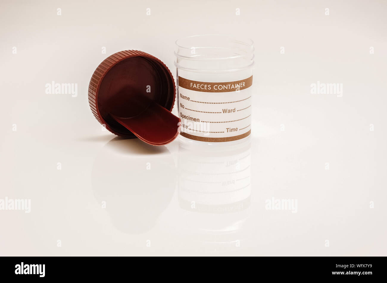 Medical container hi-res stock photography and images - Alamy