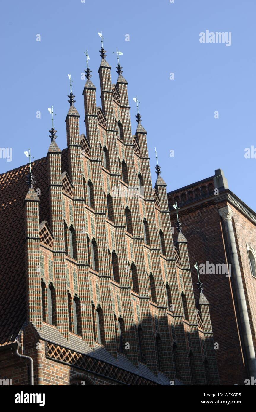 Facade Of Classical Building Stock Photo - Alamy