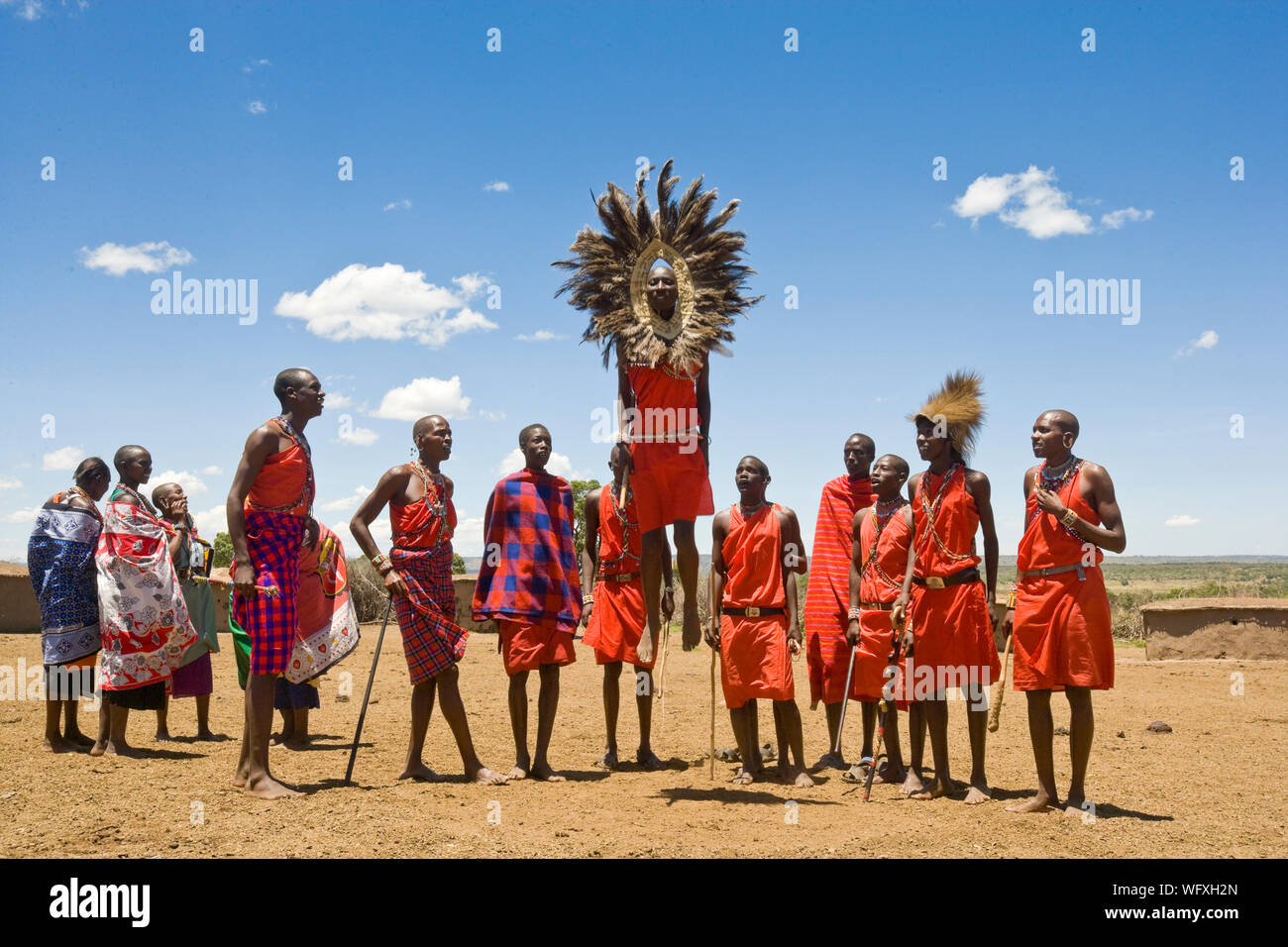 Massai tanzania jumping hi-res stock photography and images - Alamy