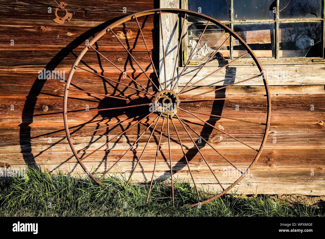 Old wheel hi-res stock photography and images - Alamy