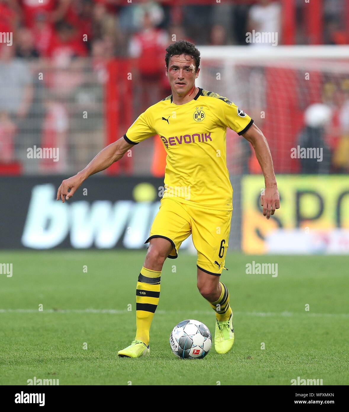 Injured blood football hi-res stock photography and images - Alamy