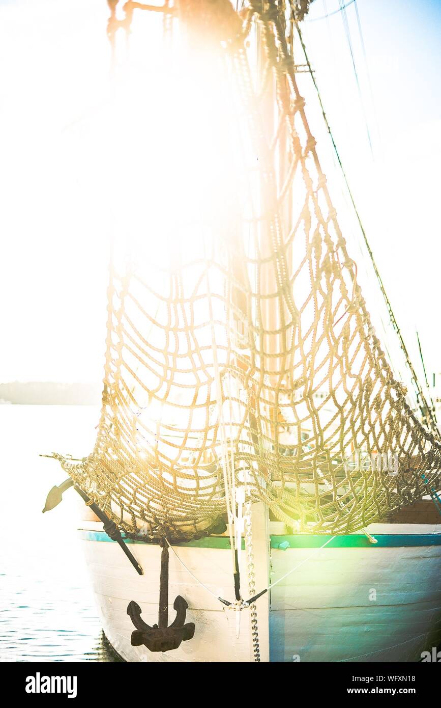 Back of fishing boat hi-res stock photography and images - Alamy
