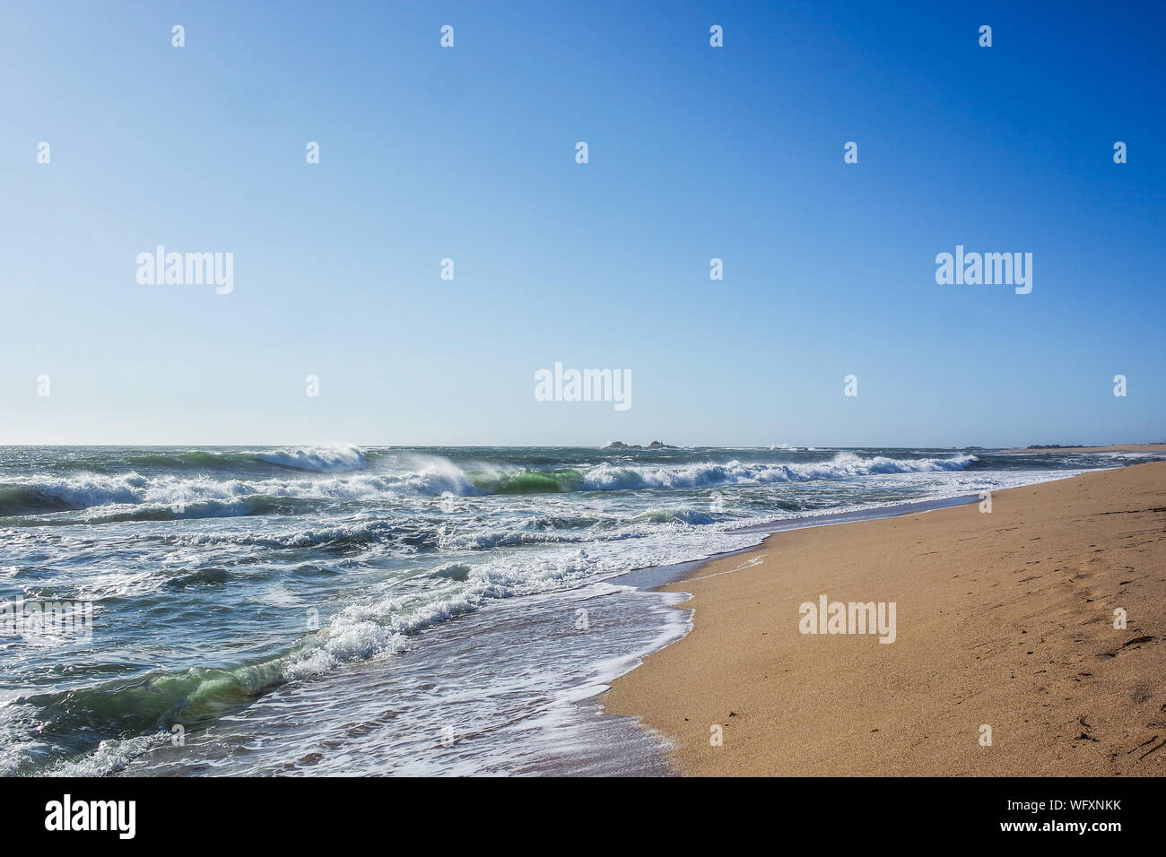 beautiful lonely beach Stock Photo - Alamy