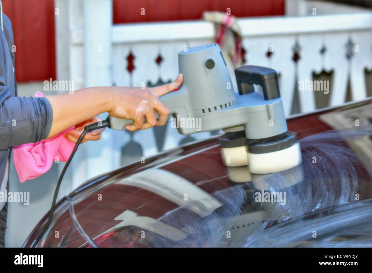 Car polishing hi-res stock photography and images - Alamy