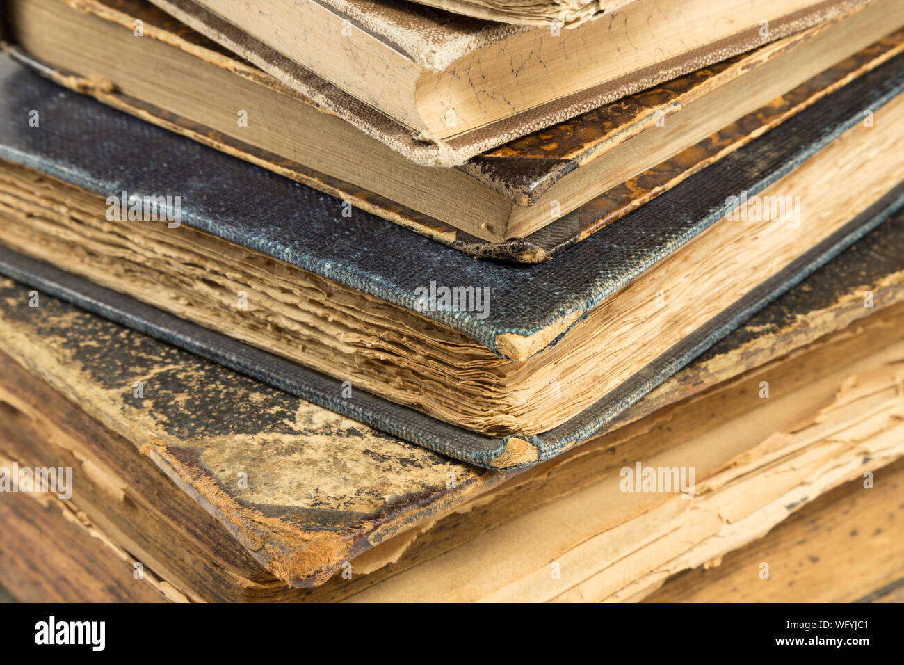 Old books stack hi-res stock photography and images - Alamy