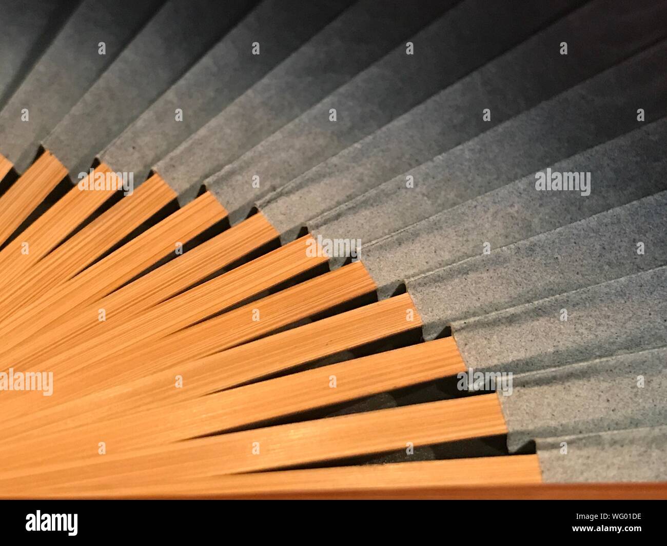 Folding hand fan hi-res stock photography and images - Alamy