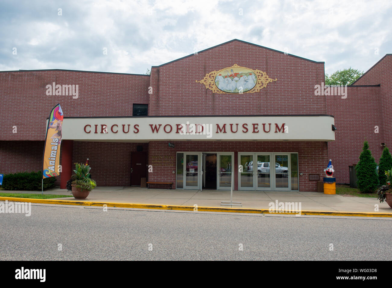 Circus world hi-res stock photography and images - Alamy
