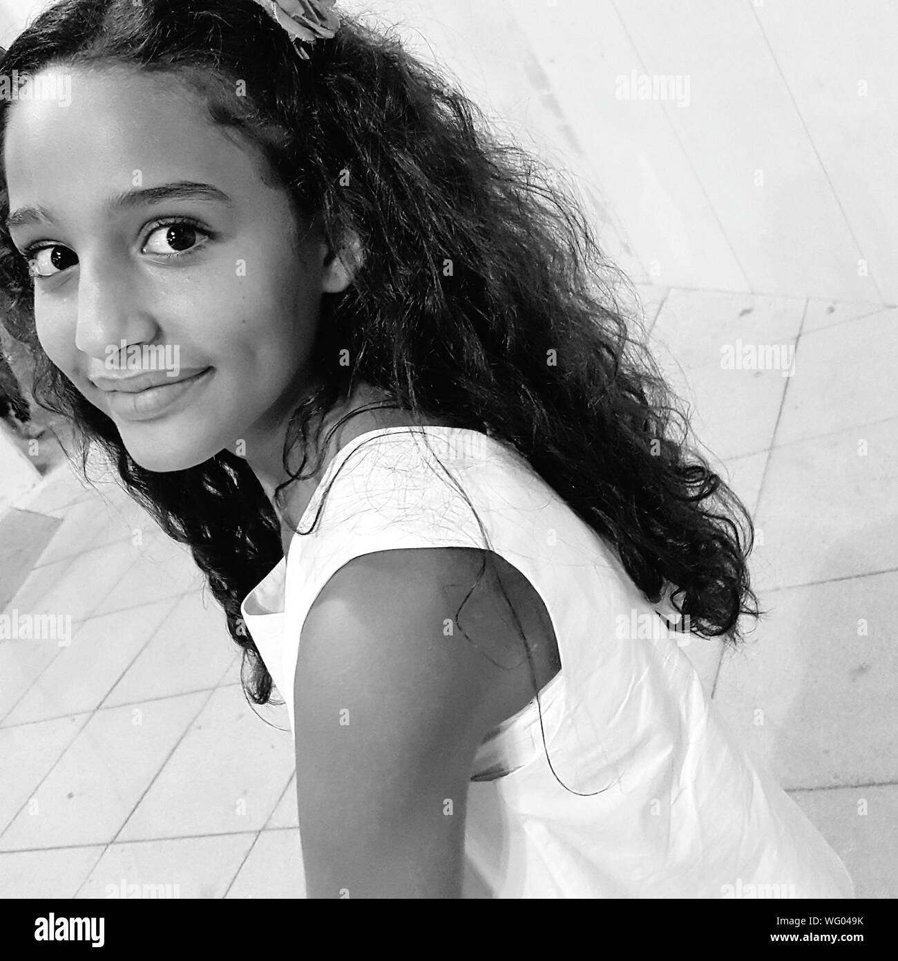 Dubai teenager hi-res stock photography and images - Alamy