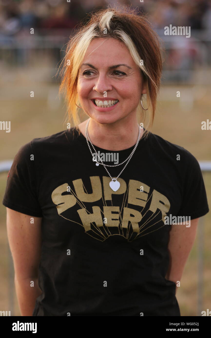 Louise wener backstage hi-res stock photography and images - Alamy