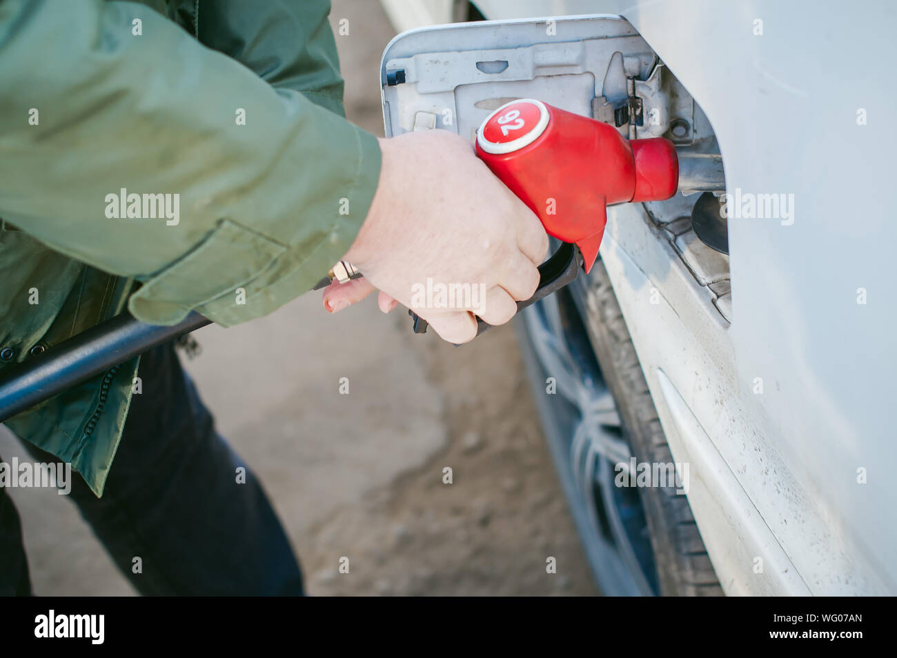 Filling station tank hi-res stock photography and images - Alamy