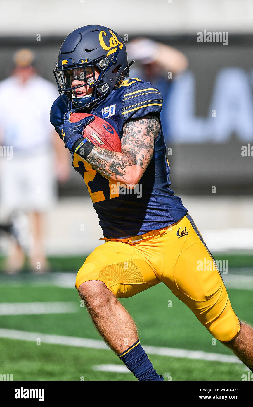Uc berkeley memorial stadium hi-res stock photography and images - Alamy