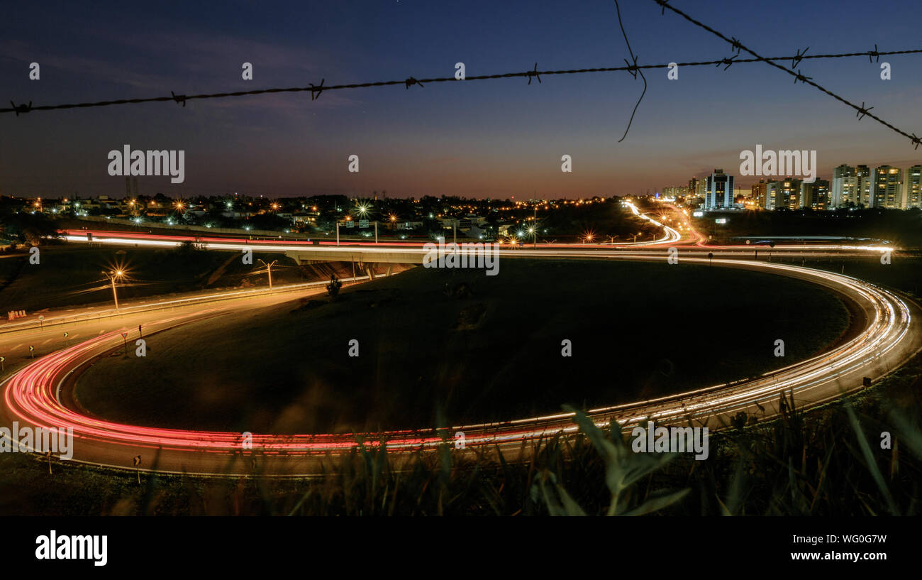 Traffic circle night in city hi-res stock photography and images - Alamy