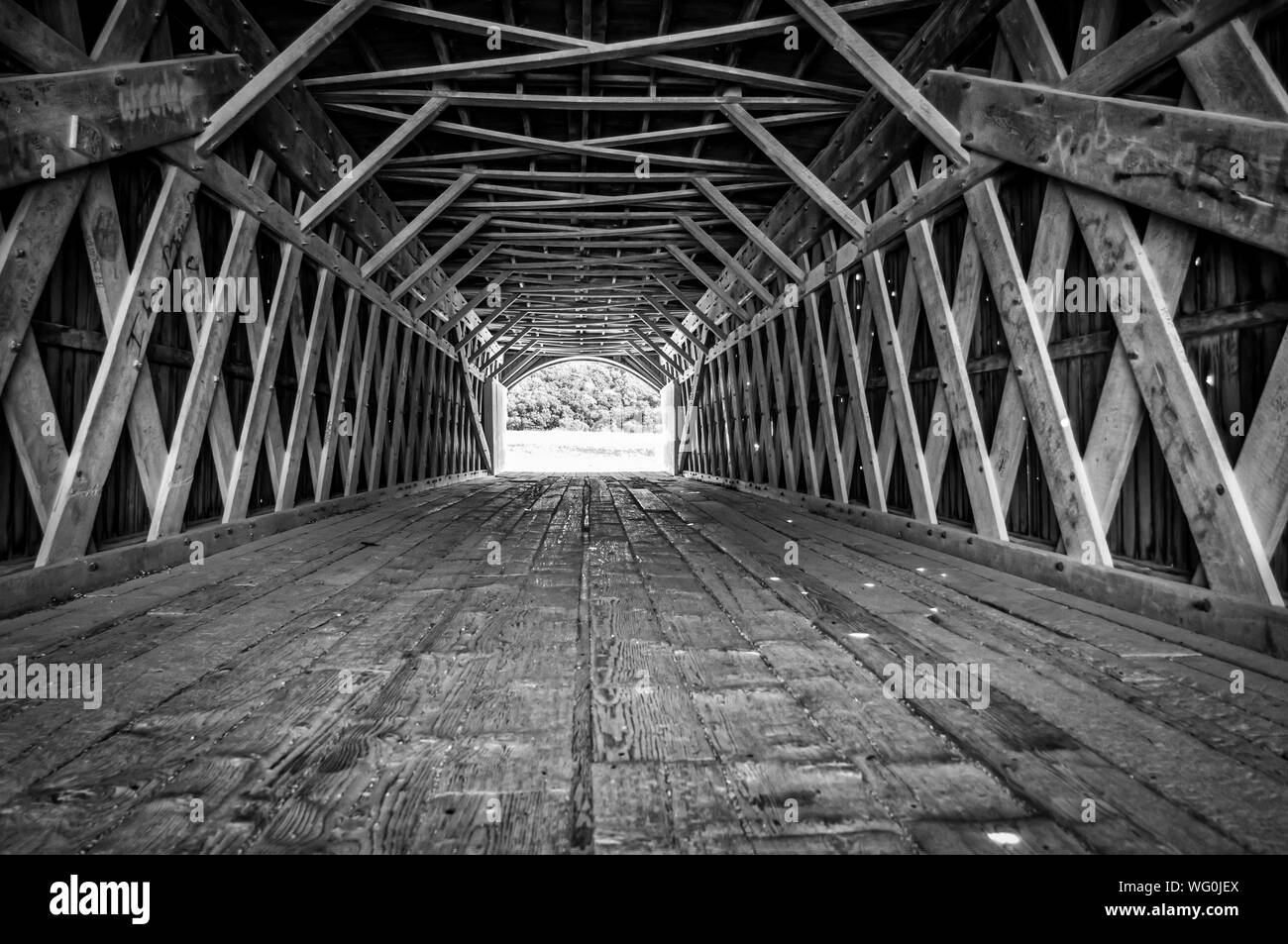 Wooden old bridge hi-res stock photography and images - Alamy