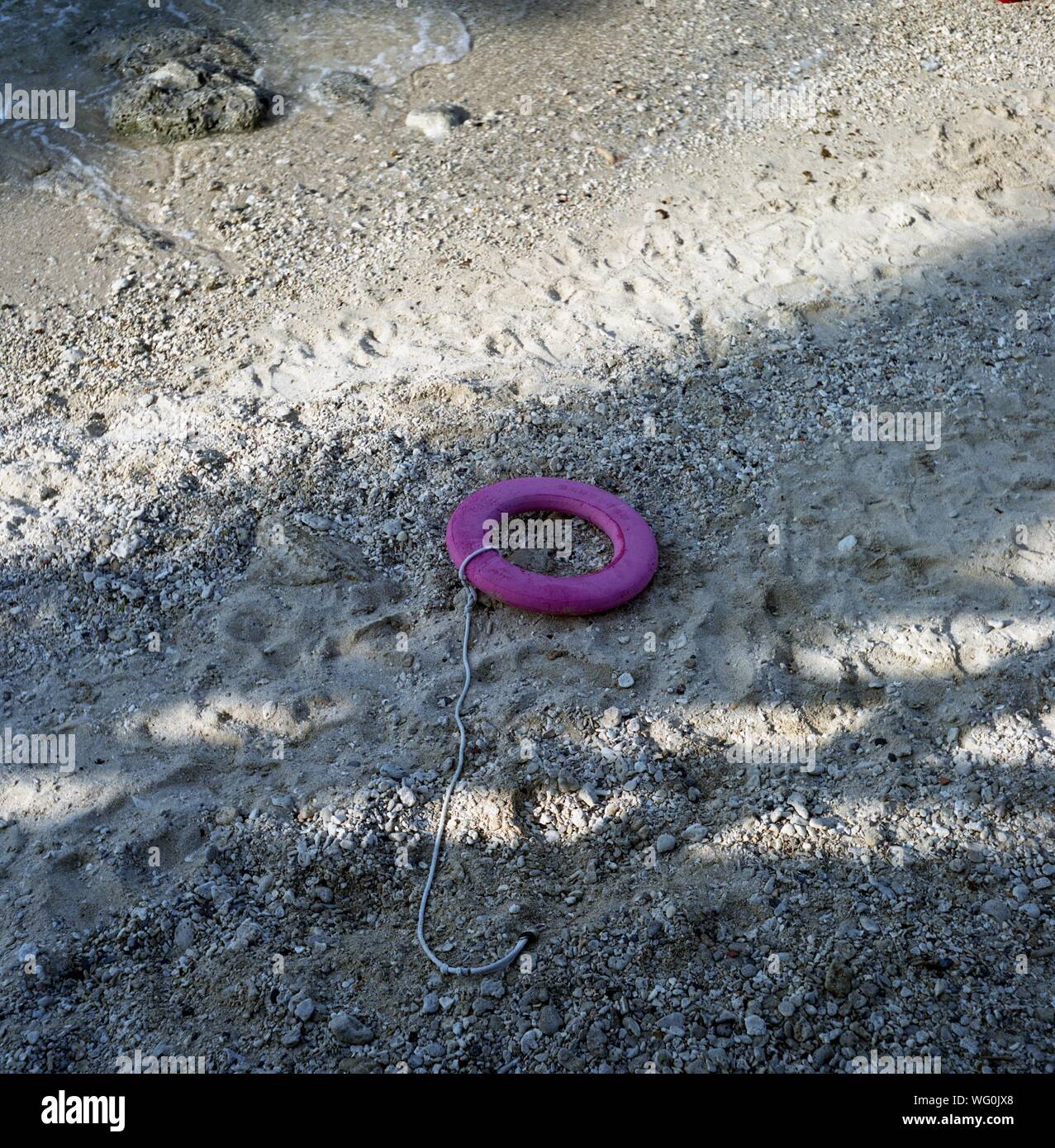 Shore ring hi-res stock photography and images - Alamy