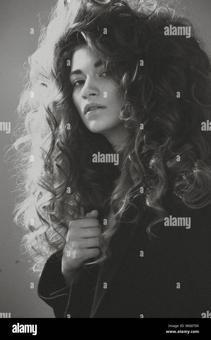 Curly hair model hi-res stock photography and images - Alamy