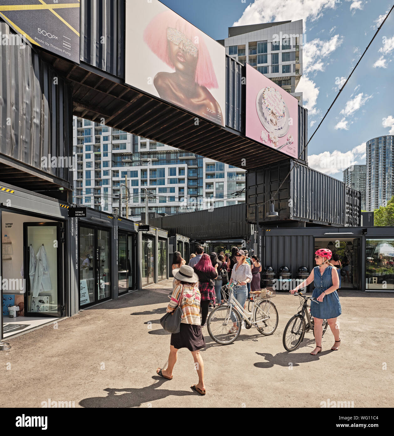 New condo market toronto hi-res stock photography and images - Alamy