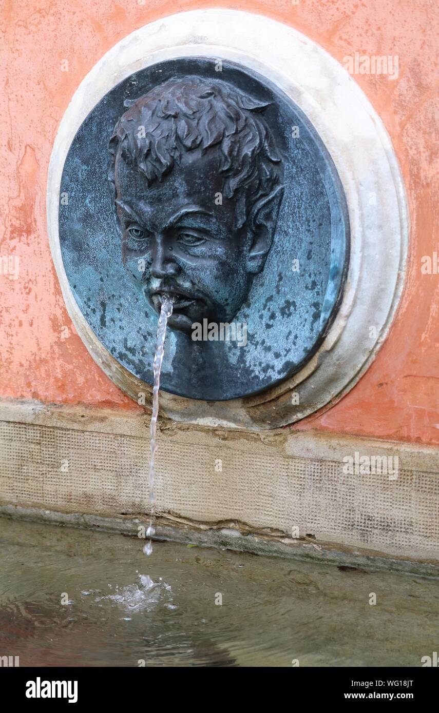 Pouring water fountain hi-res stock photography and images - Alamy