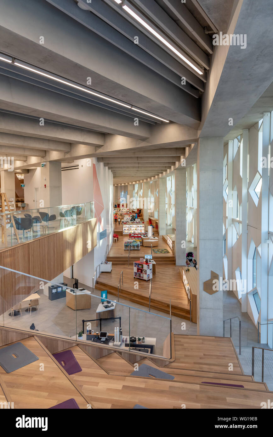 New calgary city hall hi-res stock photography and images - Alamy