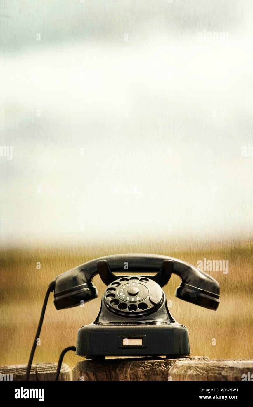 Old posts hi-res stock photography and images - Alamy