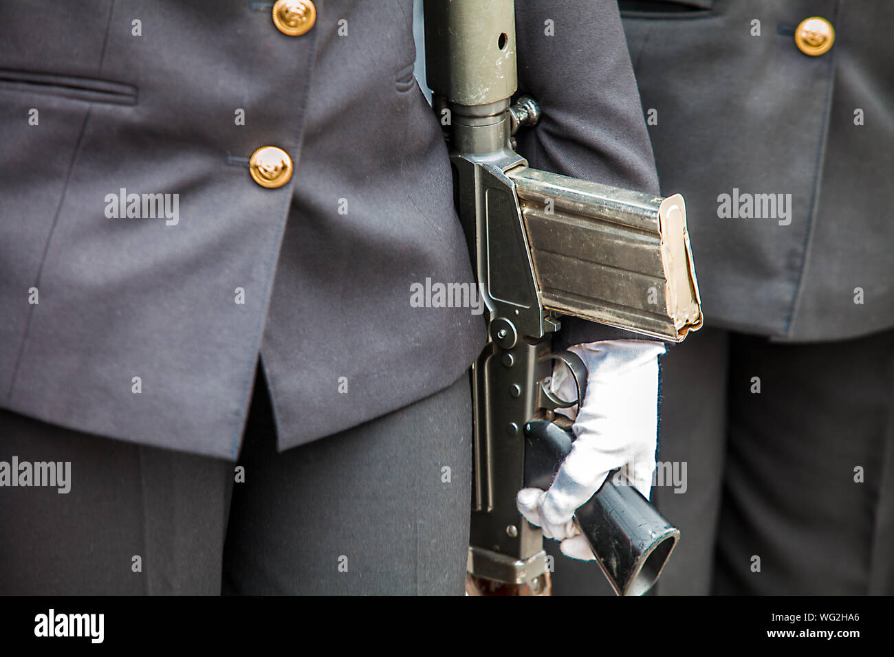 Soldier holding his rifle hi-res stock photography and images - Alamy