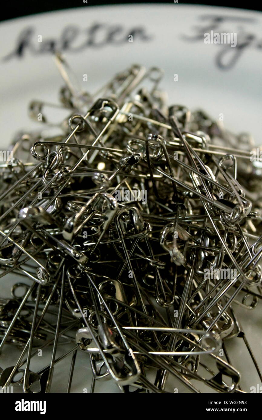 Safety pins hi-res stock photography and images - Alamy