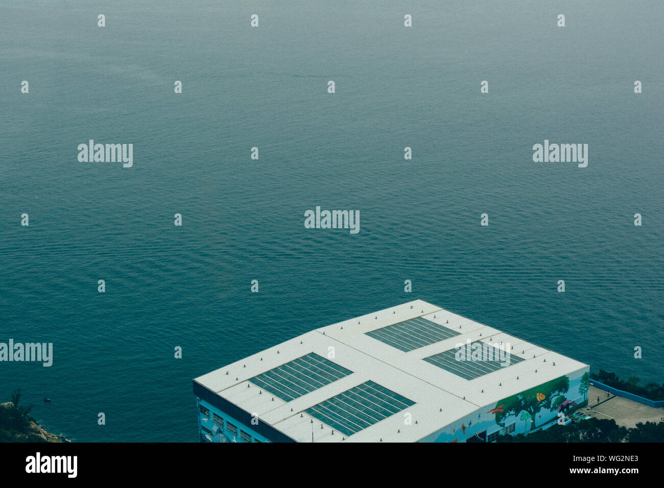 Solar cells hi-res stock photography and images - Alamy