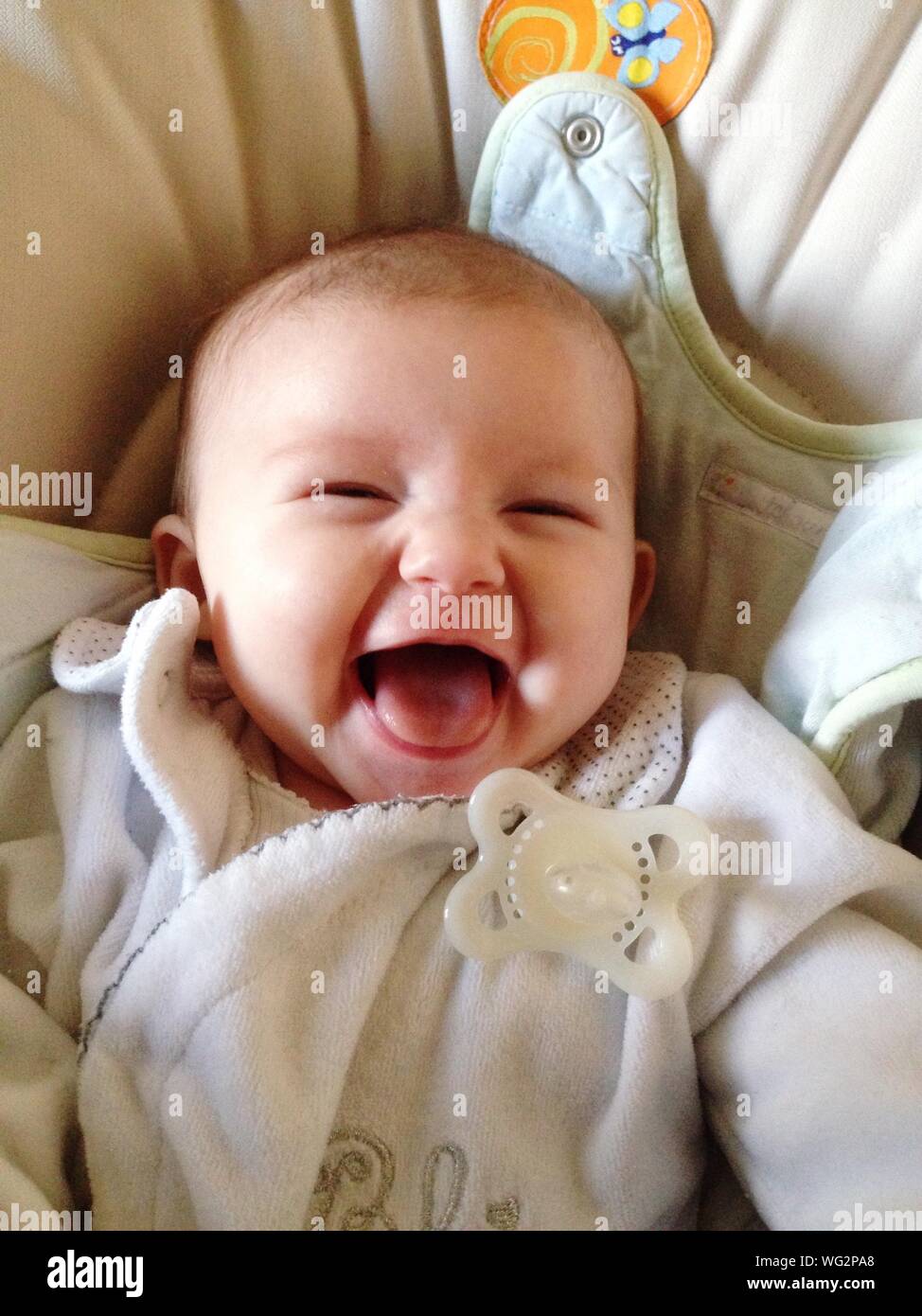 Baby laughing hi-res stock photography and images - Alamy