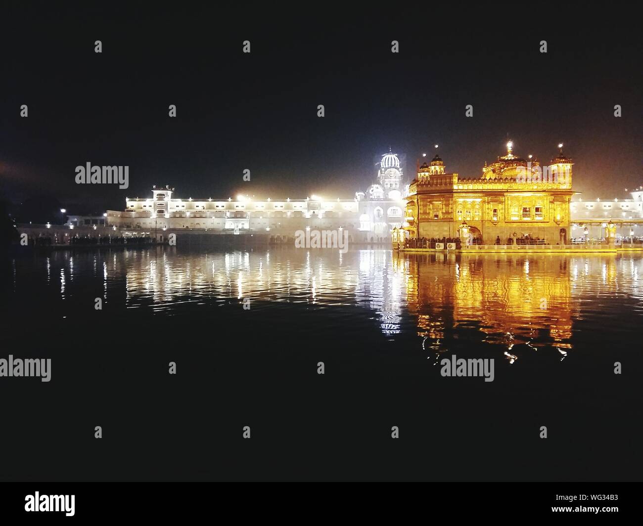 Golden temple at night hi-res stock photography and images - Alamy