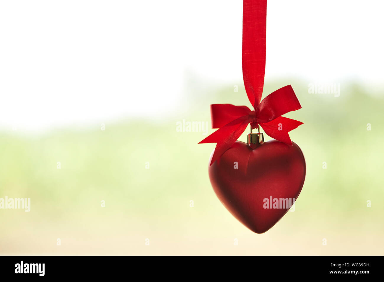 Item shape hi-res stock photography and images - Alamy