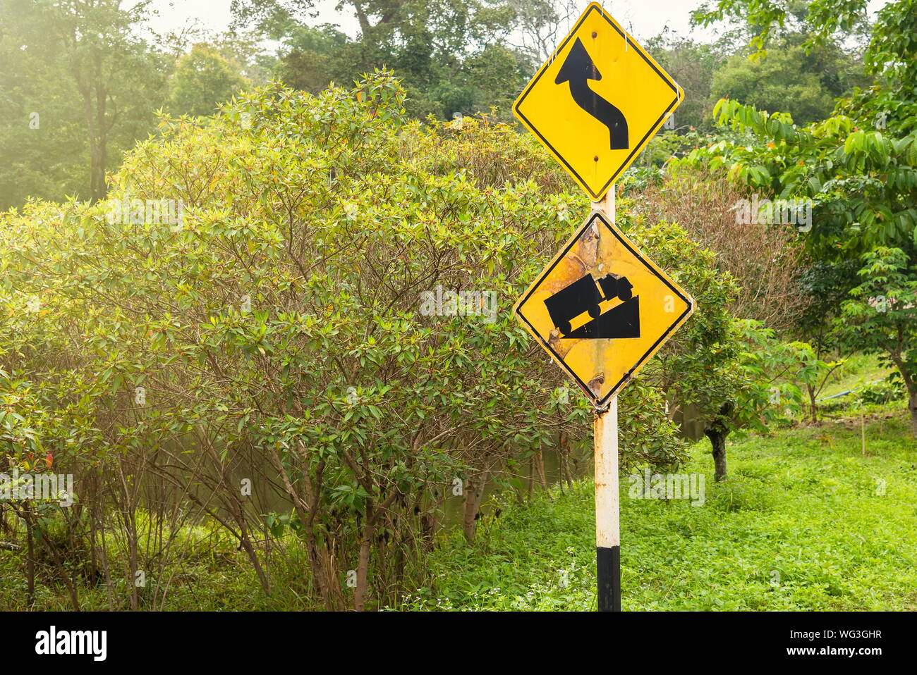Sharp Curve Warning Sign Stock Photos & Sharp Curve Warning Sign Stock ...