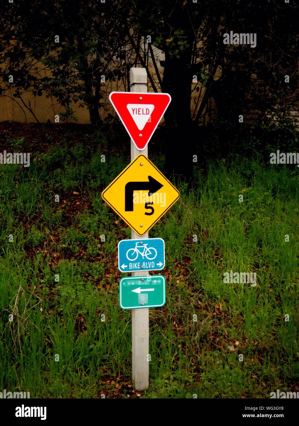 Directional sign boards hi-res stock photography and images - Alamy