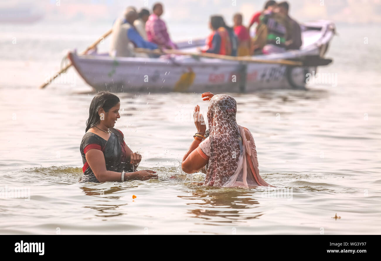 Varanasi the holy ganges hi-res stock photography and images - Alamy
